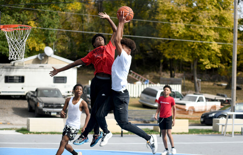 Hoops, Hoopla and History | News, Sports, Jobs - Messenger News